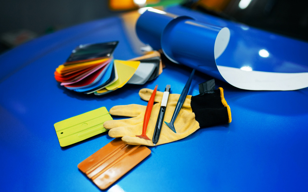 Cast Films and Cast Laminations: Advantages of Using Them in Vehicles